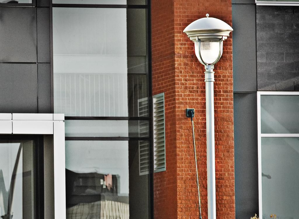 Optima LED post top (OT10-OT20) - Posttop | Lumec - Signify