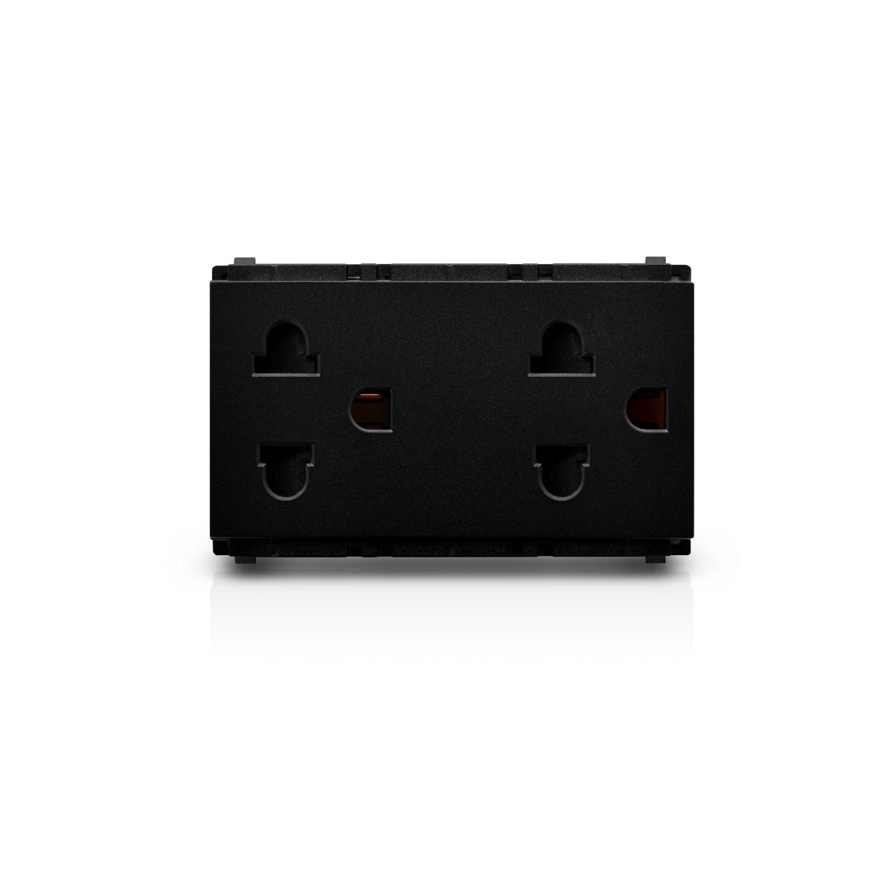 Switches & Sockets 2P+E US-EU Socket 8719514298552 | Philips