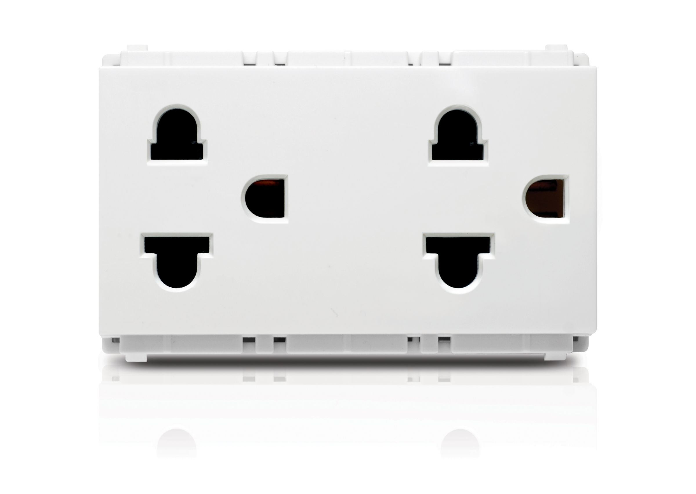 Specifications of the Switches & Sockets 2P+E US-EU Socket ...